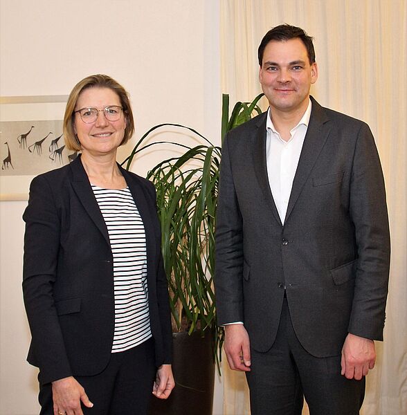 „Regierung von Niederbayern und Landratsamt Freyung-Grafenau ...